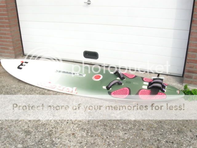 mistral screamer uit welk jaar? - Windsurfing.nl