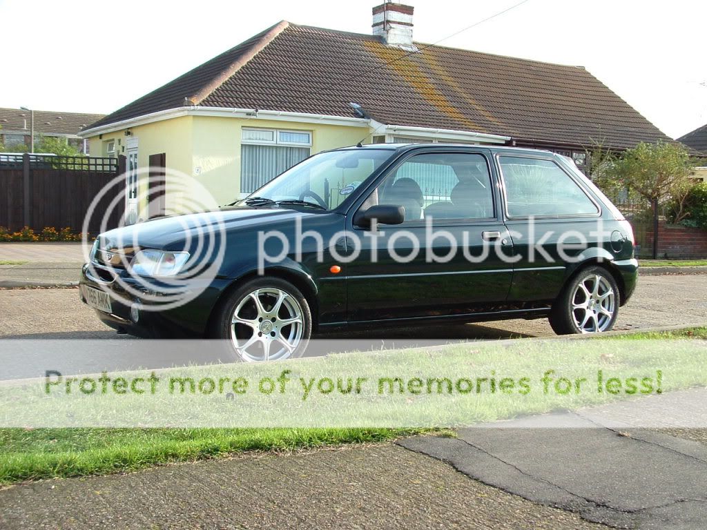 Fiesta si 1.6 3dr Tourmallard Green G-max suspension, 78k : Cars For ...