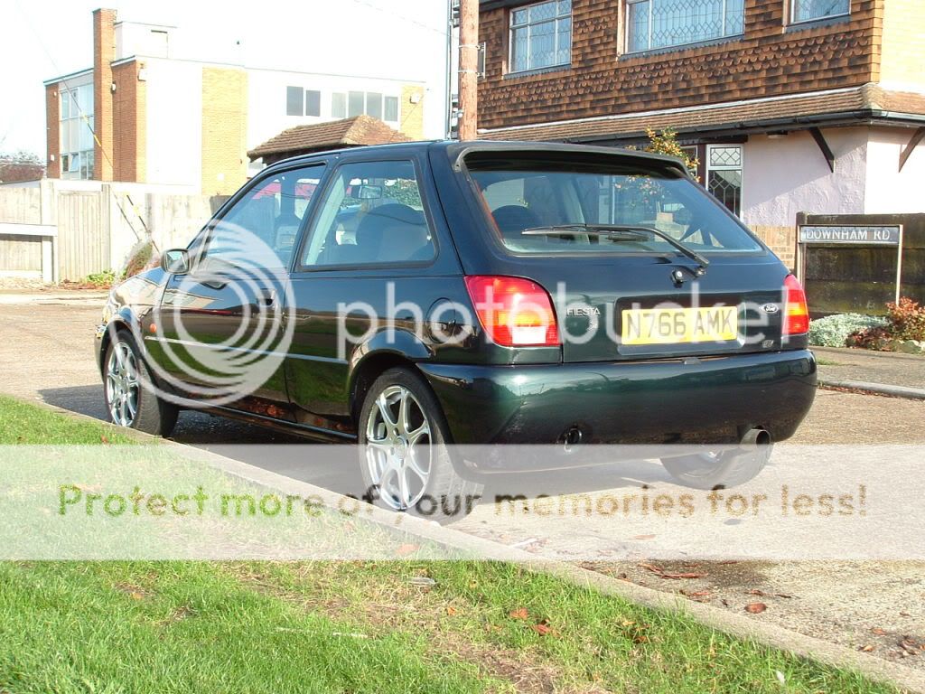 Fiesta si 1.6 3dr Tourmallard Green G-max suspension, 78k : Cars For ...
